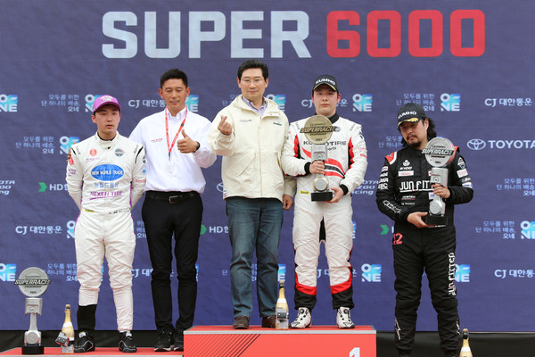 [2023 CJ대한통운 슈퍼레이스 2라운드 슈퍼6000] 이찬준, 폴 투 피니시로 시즌 첫 승!