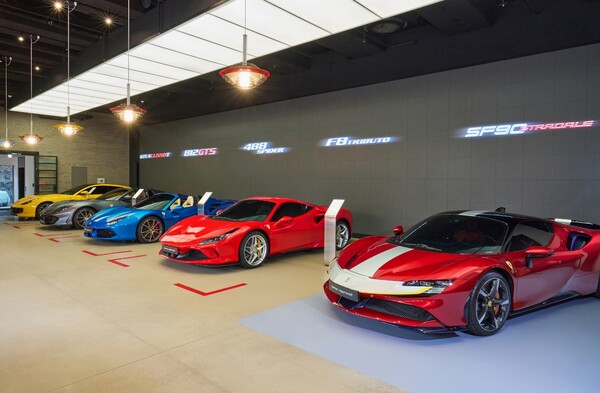 FMK, 인증 중고차와 ‘488 챌린지 에보’ 전시한 '페라리 데이' 진행