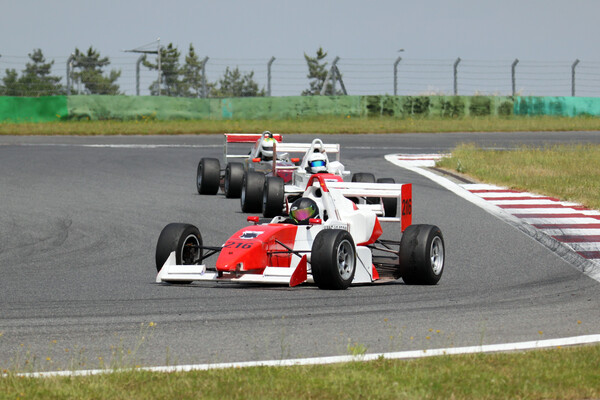 [2024 KIC컵 제2전 KFGP] 강호선, KF1600 첫 승 신고... F4 클래스 미우라 유즈키 정상질주