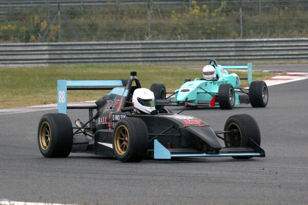 [2024 KIC컵 KFGP 최종전] 시즌 챔피언은 조우석의 품에...강호선, 폴 투 피니시